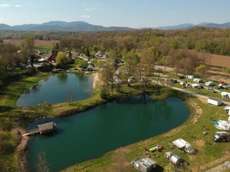 40 M² Asuntovaunu ∙ 2 Makuuhuonetta ∙ 5 Vierasta - Alsace