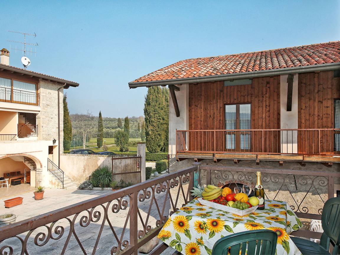 70 M² Ferienwohnung ∙ 2 Schlafzimmer ∙ 6 Gäste - Moniga del Garda