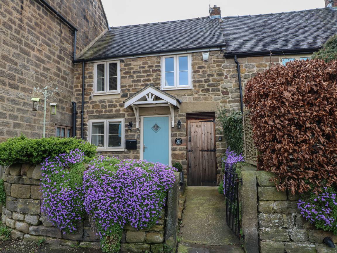 Cottage ∙ 2 Bedrooms ∙ 4 Guests - Belper