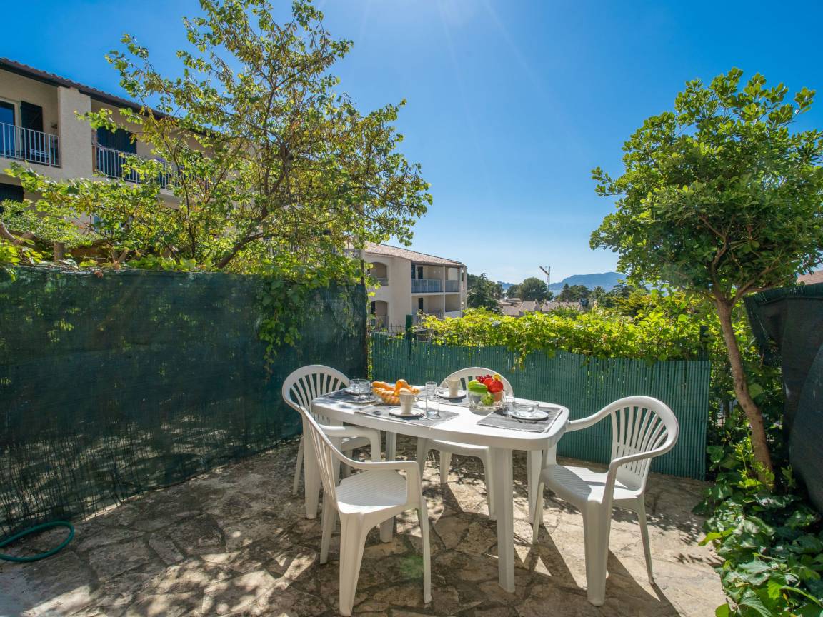 22 M² Maison De Vacances ∙ 1 Chambre ∙ 4 Personnes - Bandol