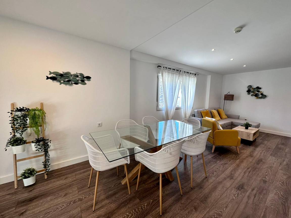 90 M² Appartement ∙ 2 Chambres ∙ 6 Personnes - Cadix