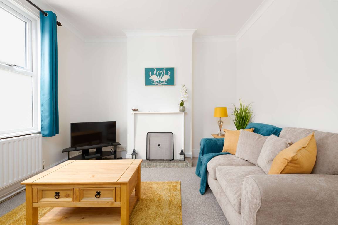 74 M² House ∙ 2 Bedrooms ∙ 4 Guests - Cambrige (UK)