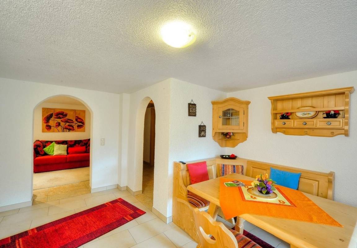 50 M² Ferienwohnung ∙ 1 Schlafzimmer ∙ 4 Gäste - Steinbach-Hallenberg