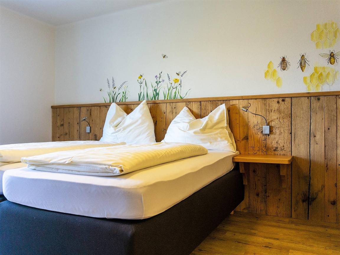 24 M² Hotel ∙ 1 Bedroom ∙ 2 Guests - Westendorf