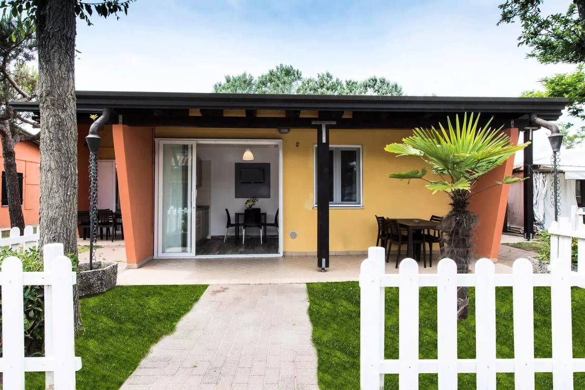 50 M² Caravan ∙ 2 Bedrooms ∙ 4 Guests - Rosolina Mare