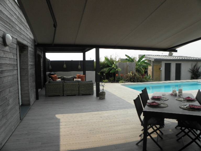 800 M² Villa ∙ 4 Makuuhuonetta ∙ 8 Vierasta - Pont-l'Abbé