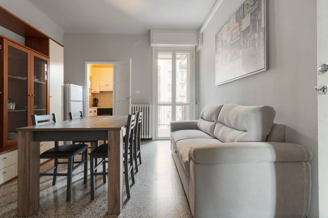 75 M² Ferienwohnung ∙ 2 Schlafzimmer ∙ 5 Gäste - Mailand