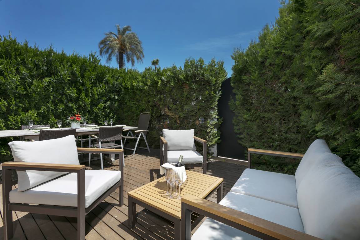 212 M² House ∙ 5 Bedrooms ∙ 10 Guests - Marbella