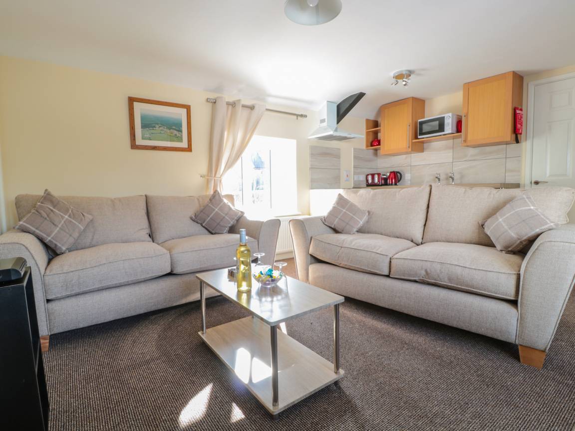 Cottage ∙ 2 Bedrooms ∙ 4 Guests - Cotswolds