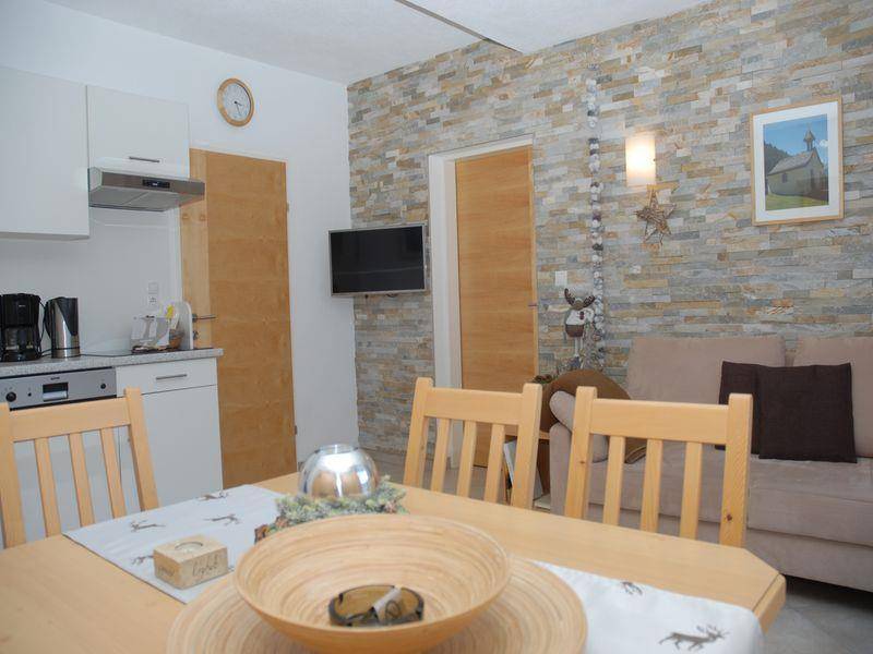 48 M² Ferienwohnung ∙ 1 Schlafzimmer ∙ 4 Gäste - Niederthai