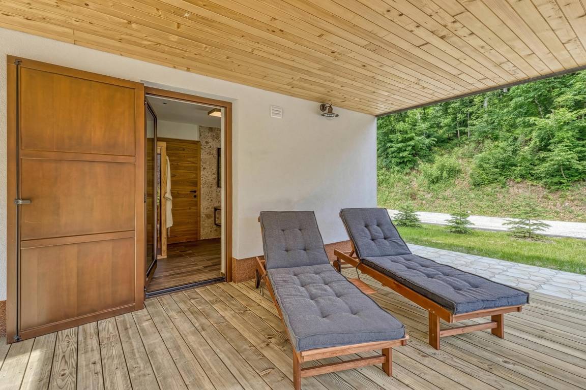 70 M² Chalet ∙ 2 Bedrooms ∙ 5 Guests - Slovenia