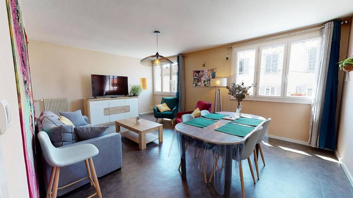 102 M² Private Room ∙ 1 Bedroom ∙ 1 Guest - Clermont-Ferrand