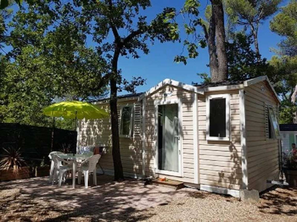 20 M² Camping ∙ 2 Chambres ∙ 4 Personnes - Auriol