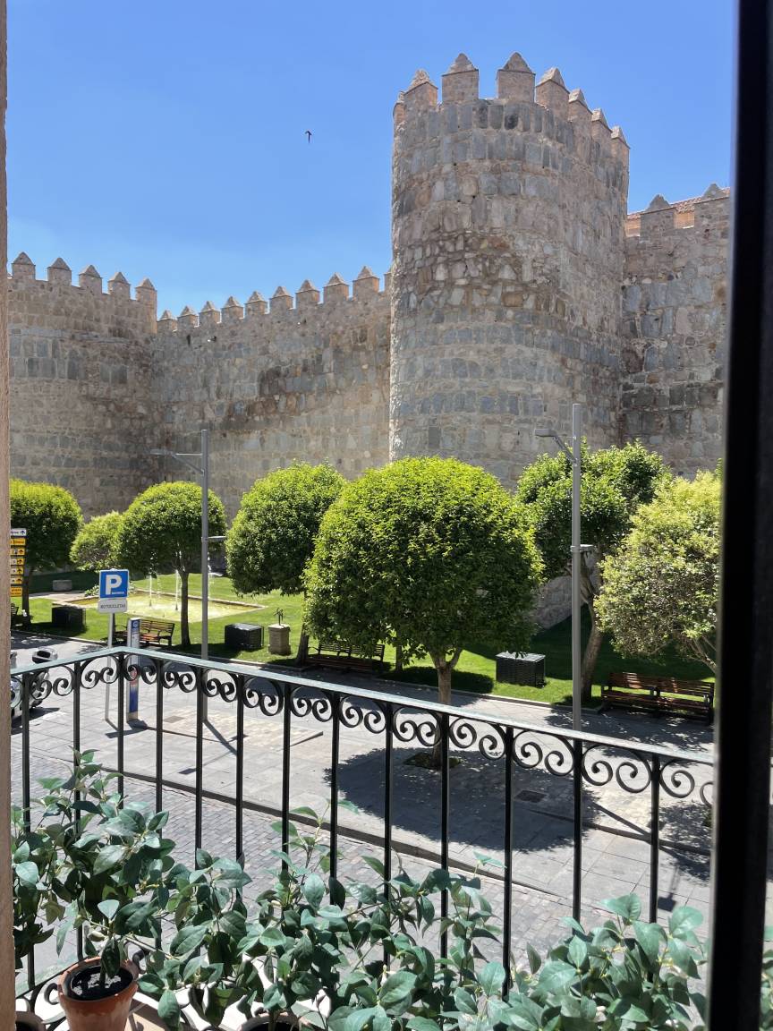 80 M² Apartamento ∙ 2 Habitaciones ∙ 4 Huéspedes - Ávila