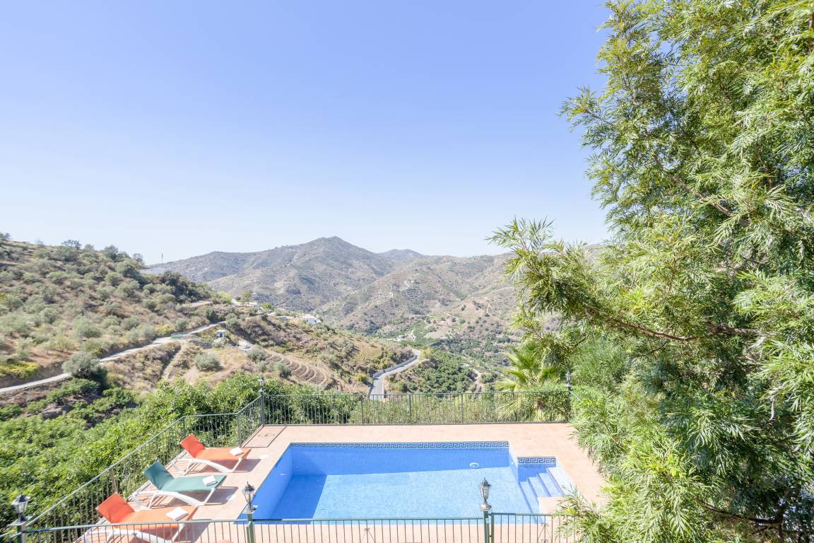 160 M² Maison De Vacances ∙ 4 Chambres ∙ 8 Personnes - Torrox Costa