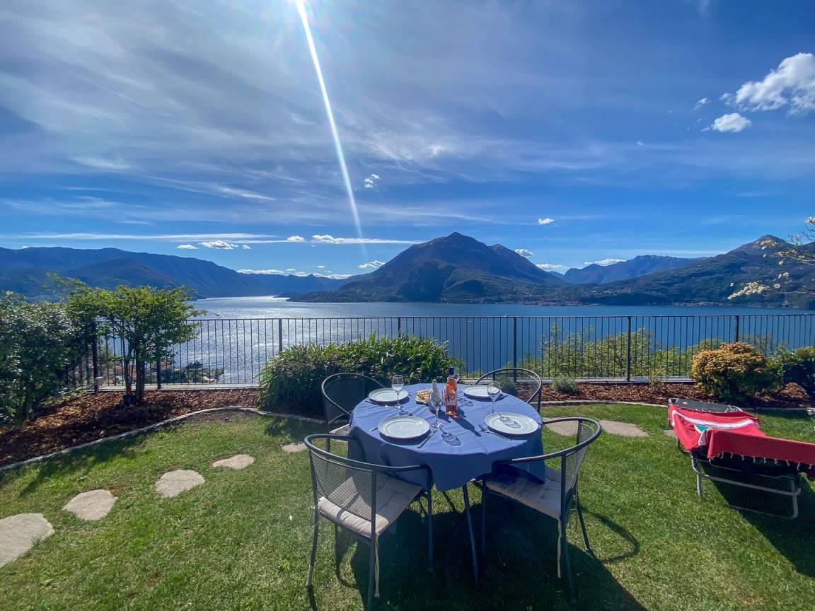 68 M² Apartment ∙ 2 Bedrooms ∙ 4 Guests - Bellano