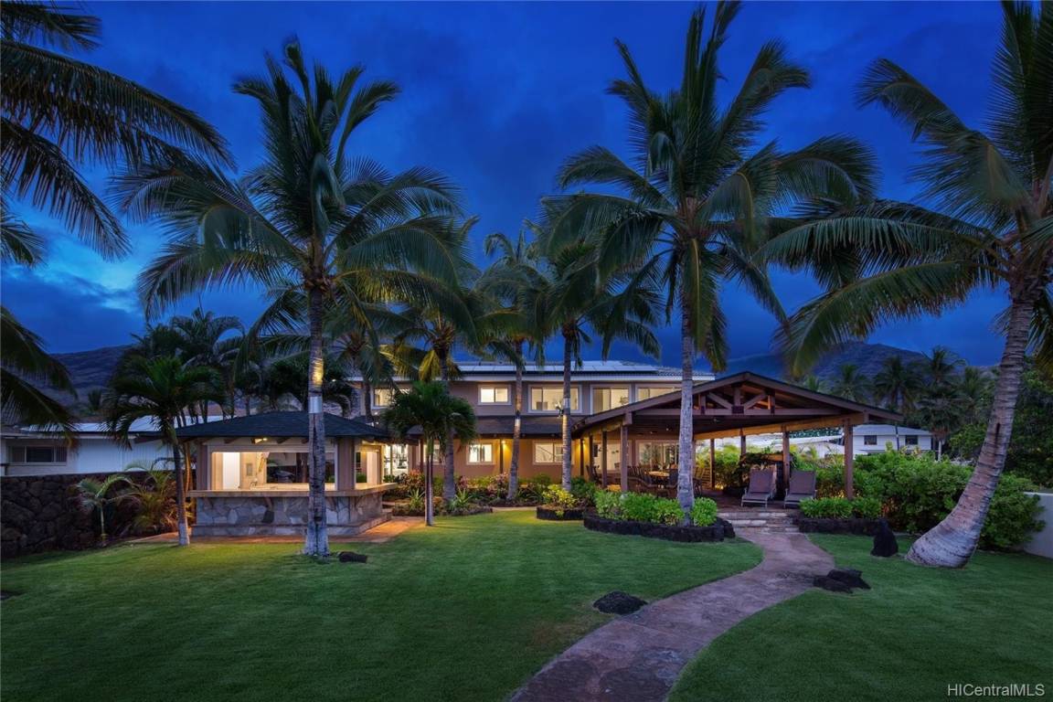 232 M² House ∙ 6 Bedrooms ∙ 12 Guests - O‘ahu, HI