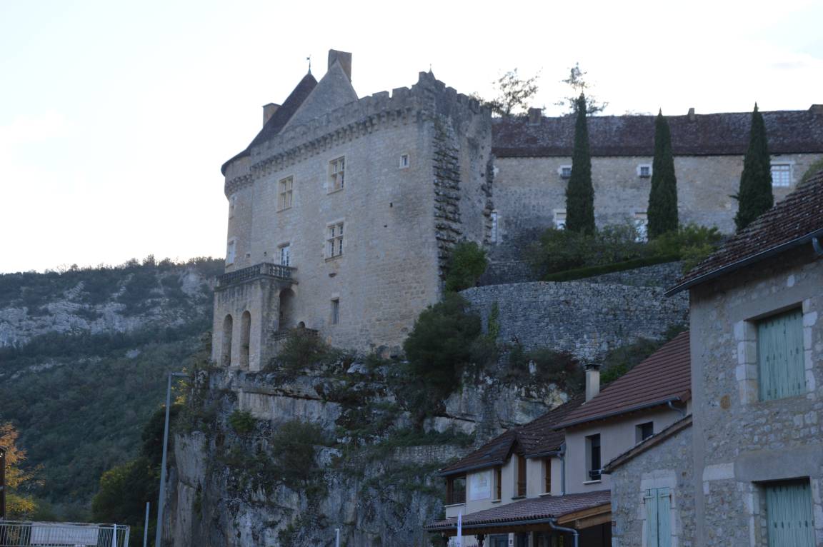 75 M² Gîte ∙ 2 Chambres ∙ 4 Personnes - Saint-Cirq-Lapopie