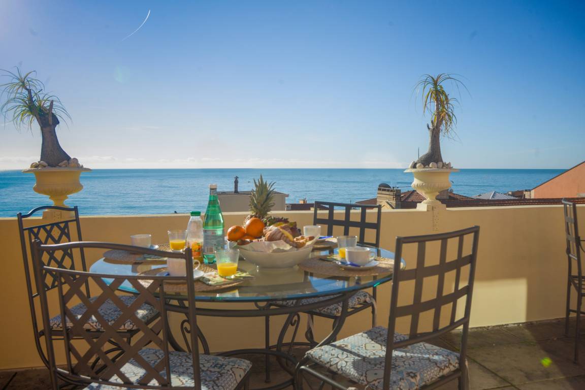 45 M² Ferienwohnung ∙ 1 Schlafzimmer ∙ 4 Gäste - Monaco