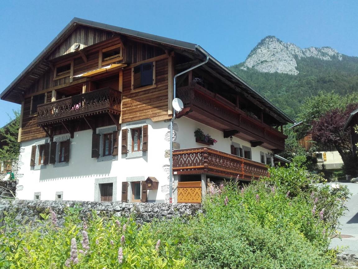 85 M² Ferienwohnung ∙ 2 Schlafzimmer ∙ 6 Gäste - Thonon-les-Bains