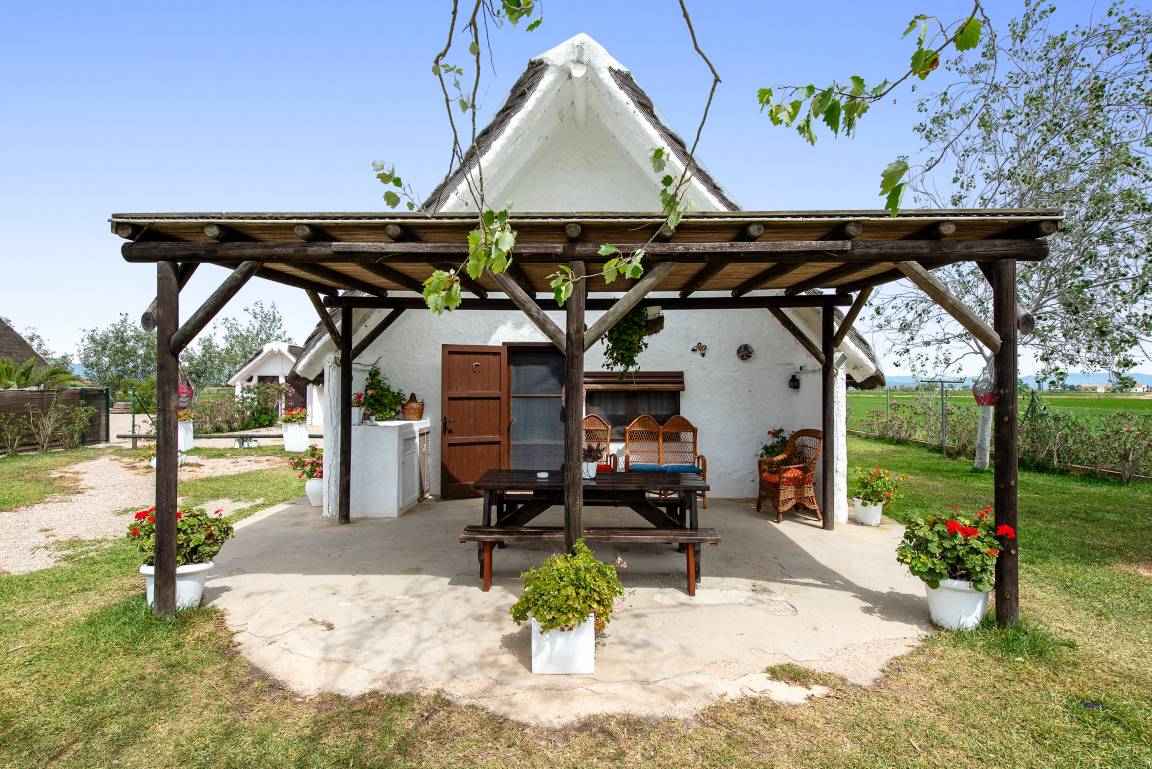120 M² House ∙ 6 Bedrooms ∙ 12 Guests - Deltebre