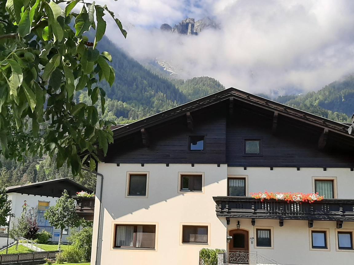 62 M² Ferienwohnung ∙ 2 Schlafzimmer ∙ 7 Gäste - Lienz