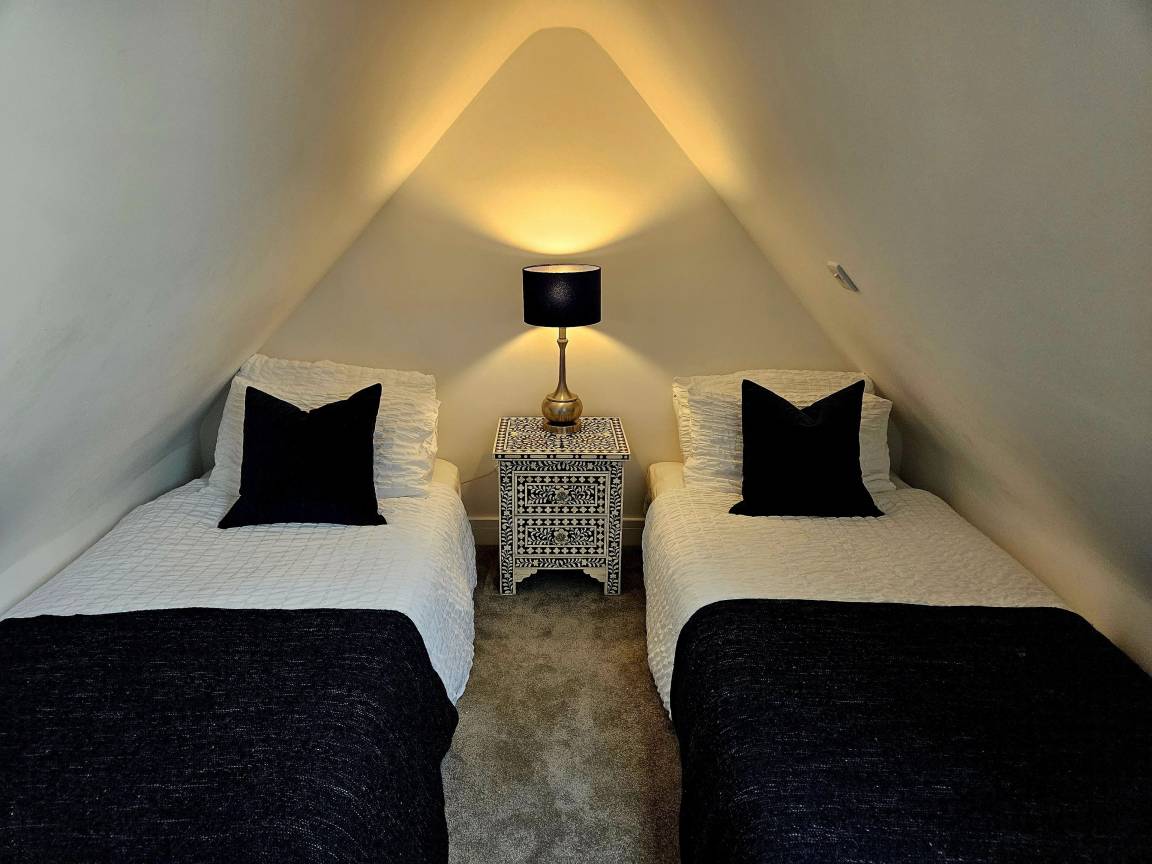 Cottage ∙ 2 Bedrooms ∙ 4 Guests - Kent