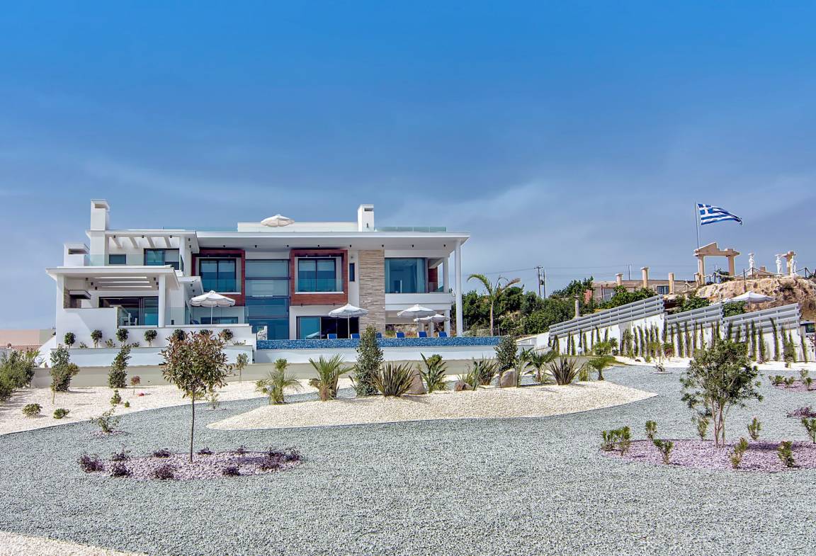 640 M² Villa ∙ 5 Schlafzimmer ∙ 10 Gäste - Paphos