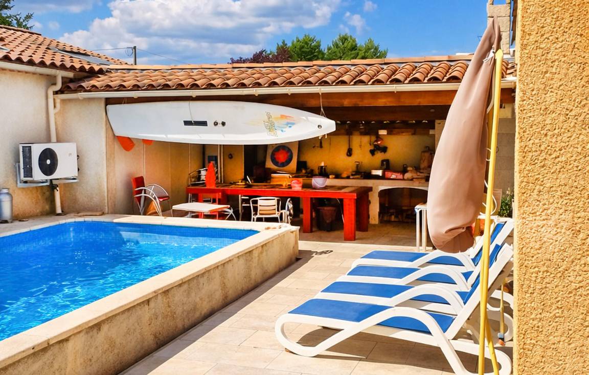 140 M² Maison De Vacances ∙ 4 Chambres ∙ 8 Personnes - Manosque