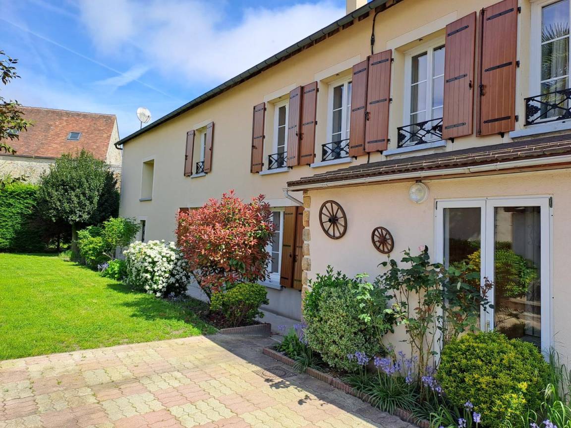 170 M² Gîte ∙ 6 Chambres ∙ 11 Personnes - Seine-et-Marne