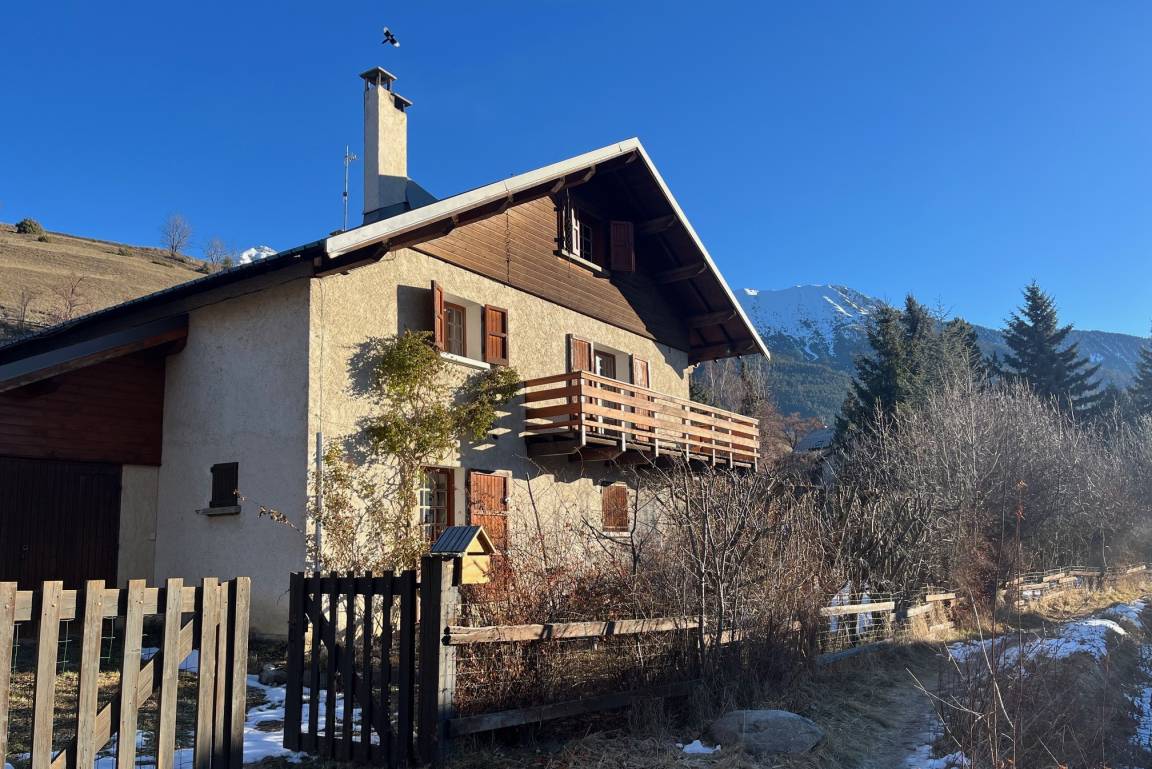 Mökki ∙ 6 Makuuhuonetta ∙ 12 Vierasta - Serre Chevalier