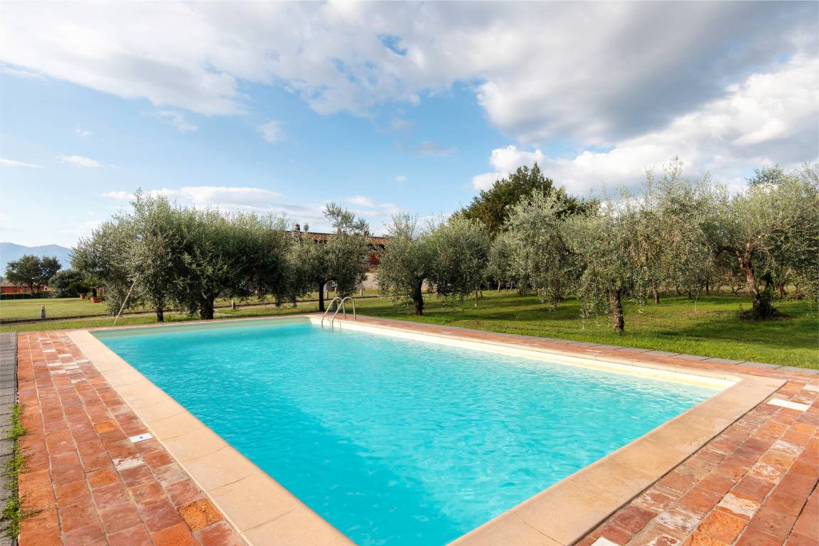 140 M² Villa ∙ 3 Bedrooms ∙ 7 Guests - Lucca