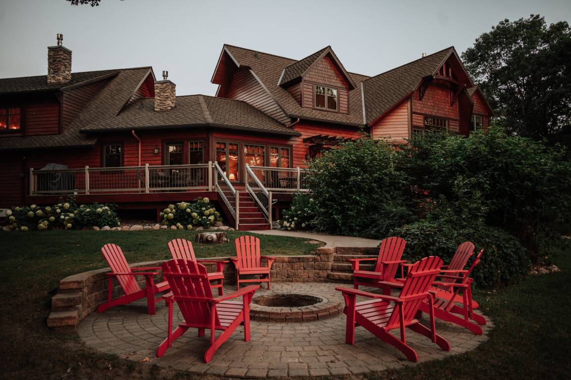 701 M² House ∙ 6 Bedrooms ∙ 18 Guests - Minnesota