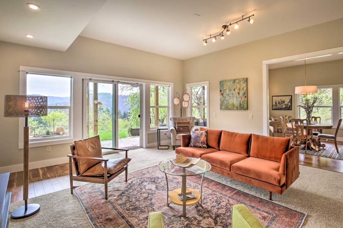 120 M² Apartment ∙ 1 Bedroom ∙ 4 Guests - Silverton, OR