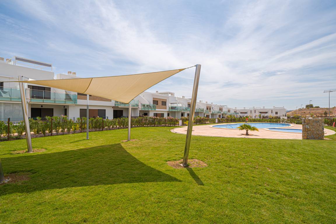 100 M² Apartamento ∙ 3 Habitaciones ∙ 6 Huéspedes - Bigastro