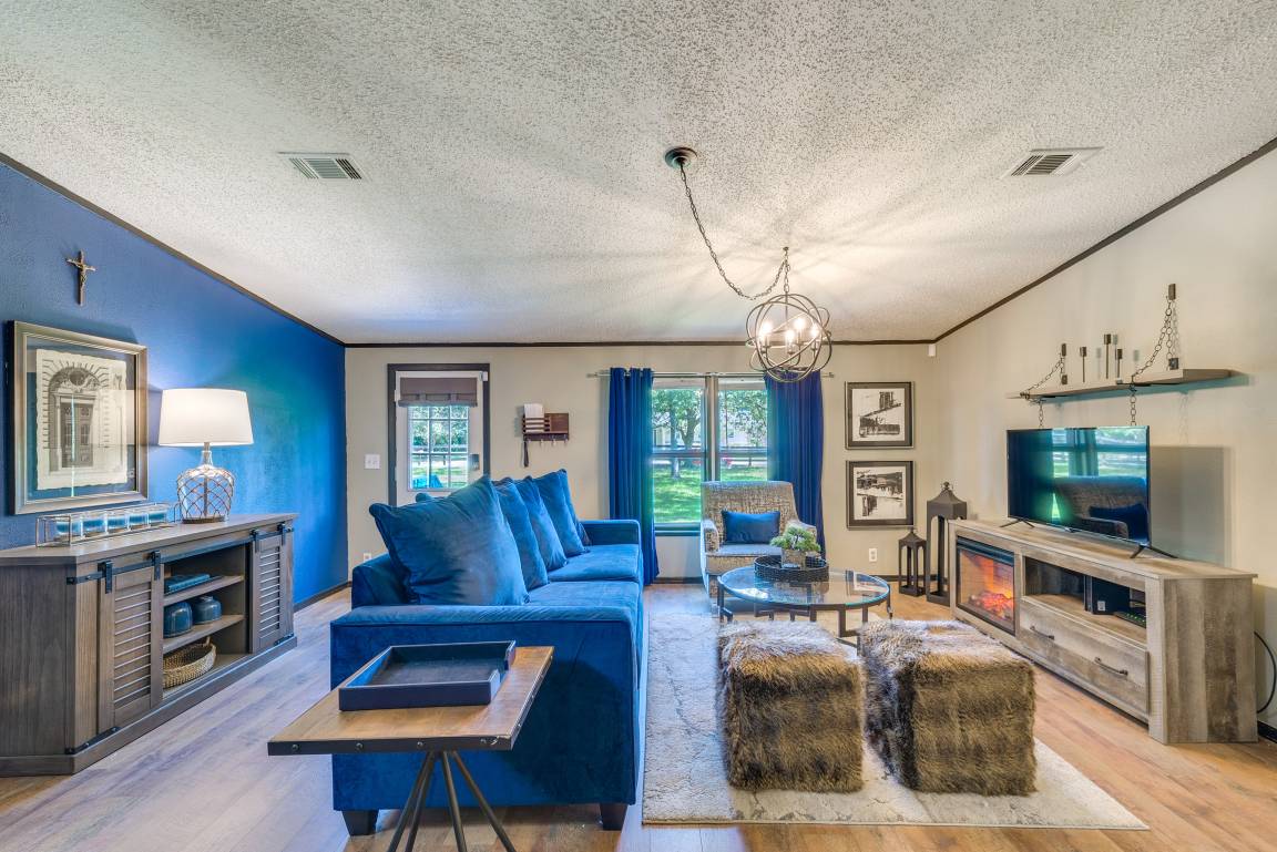 148 M² House ∙ 4 Bedrooms ∙ 7 Guests - Ocala, FL