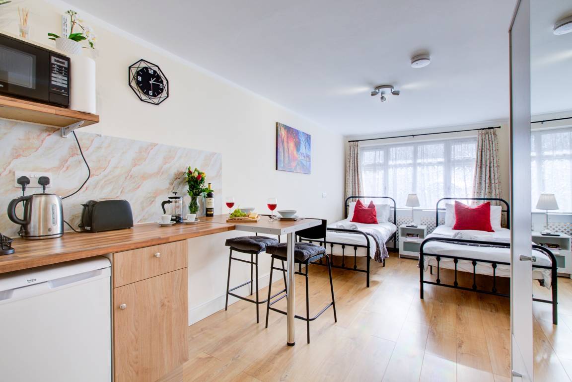 20 M² Studio Flat ∙ 1 Bedroom ∙ 2 Guests - London