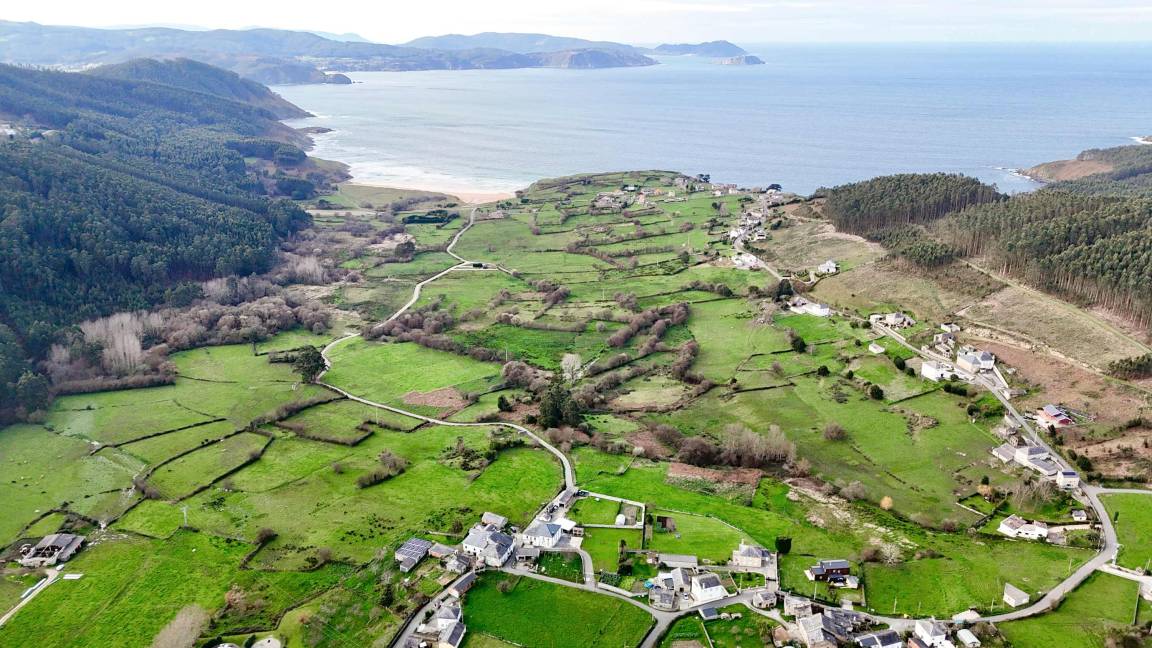 229 M² House ∙ 3 Bedrooms ∙ 6 Guests - O Vicedo