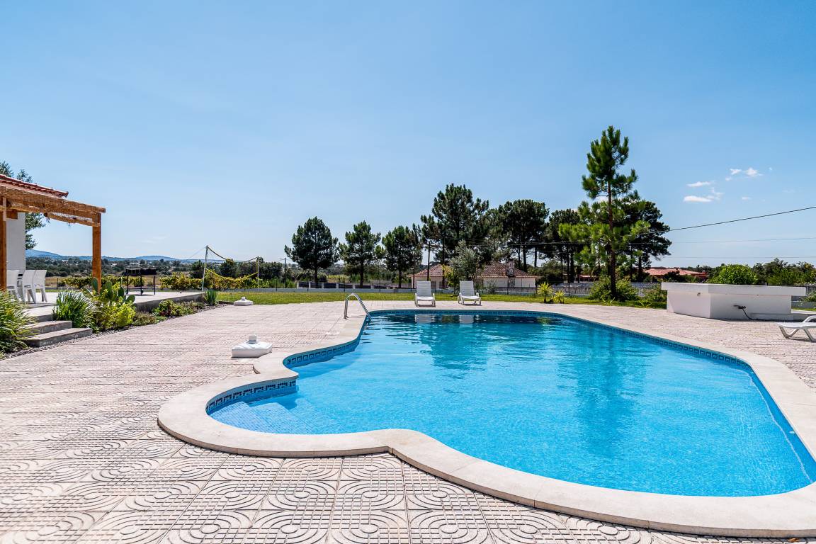 202 M² House ∙ 4 Bedrooms ∙ 10 Guests - Amora