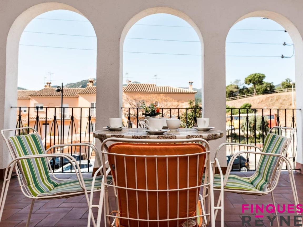 75 M² Appartement ∙ 3 Chambres ∙ 4 Personnes - Llagostera