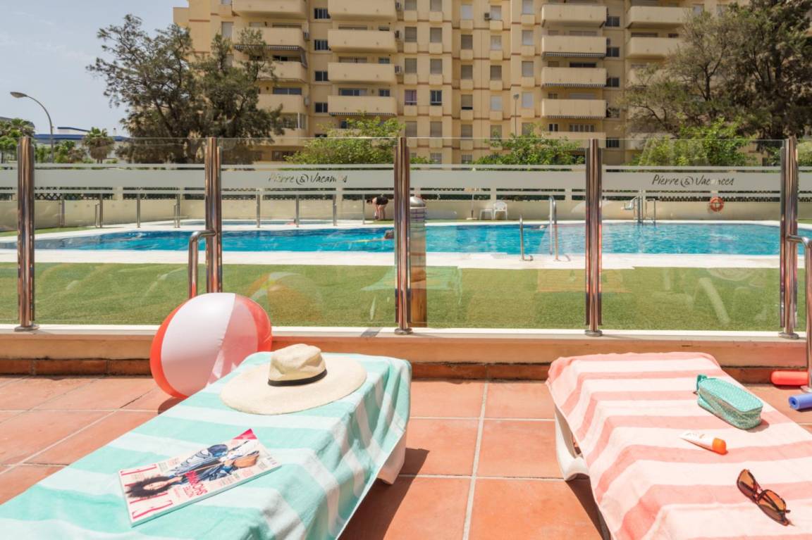 65 M² Apartment ∙ 2 Bedrooms ∙ 4 Guests - Torremolinos