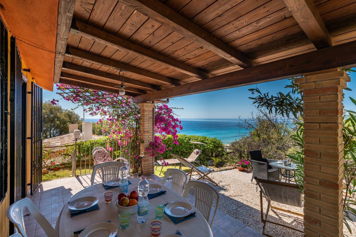 70 M² Villa ∙ 3 Schlafzimmer ∙ 6 Gäste - Costa Rei