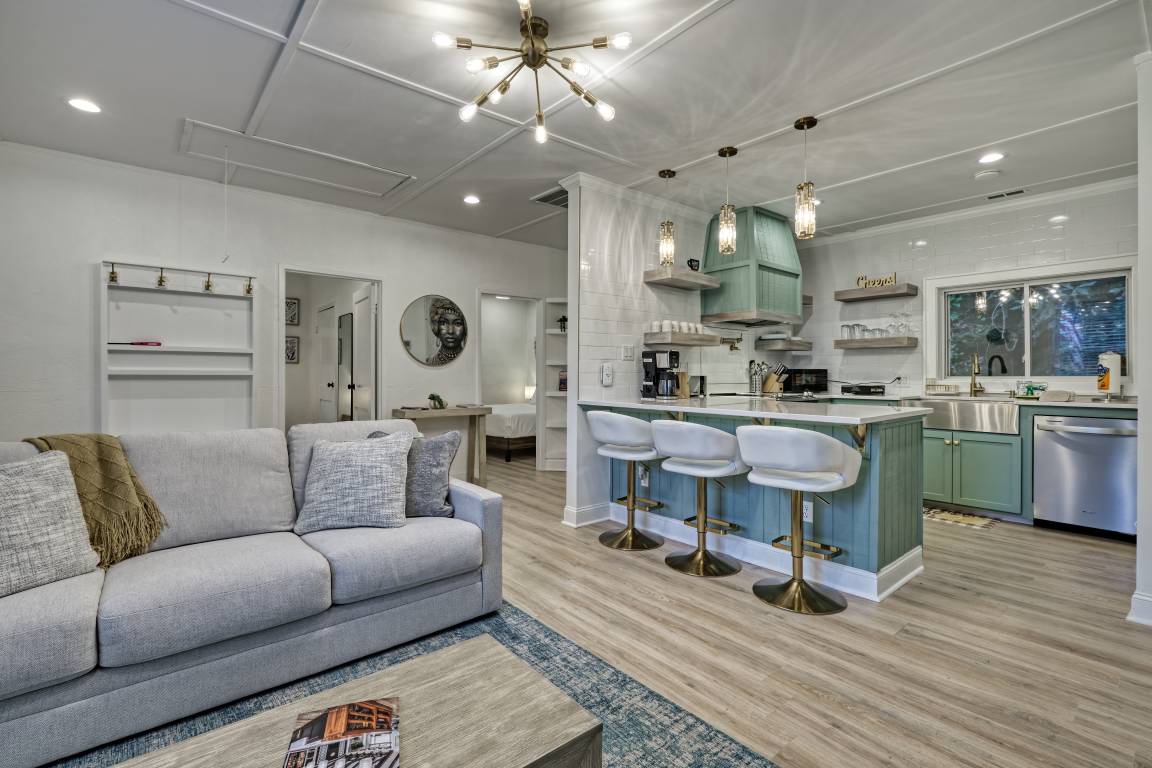 House ∙ 2 Bedrooms ∙ 4 Guests - Highlands, NC