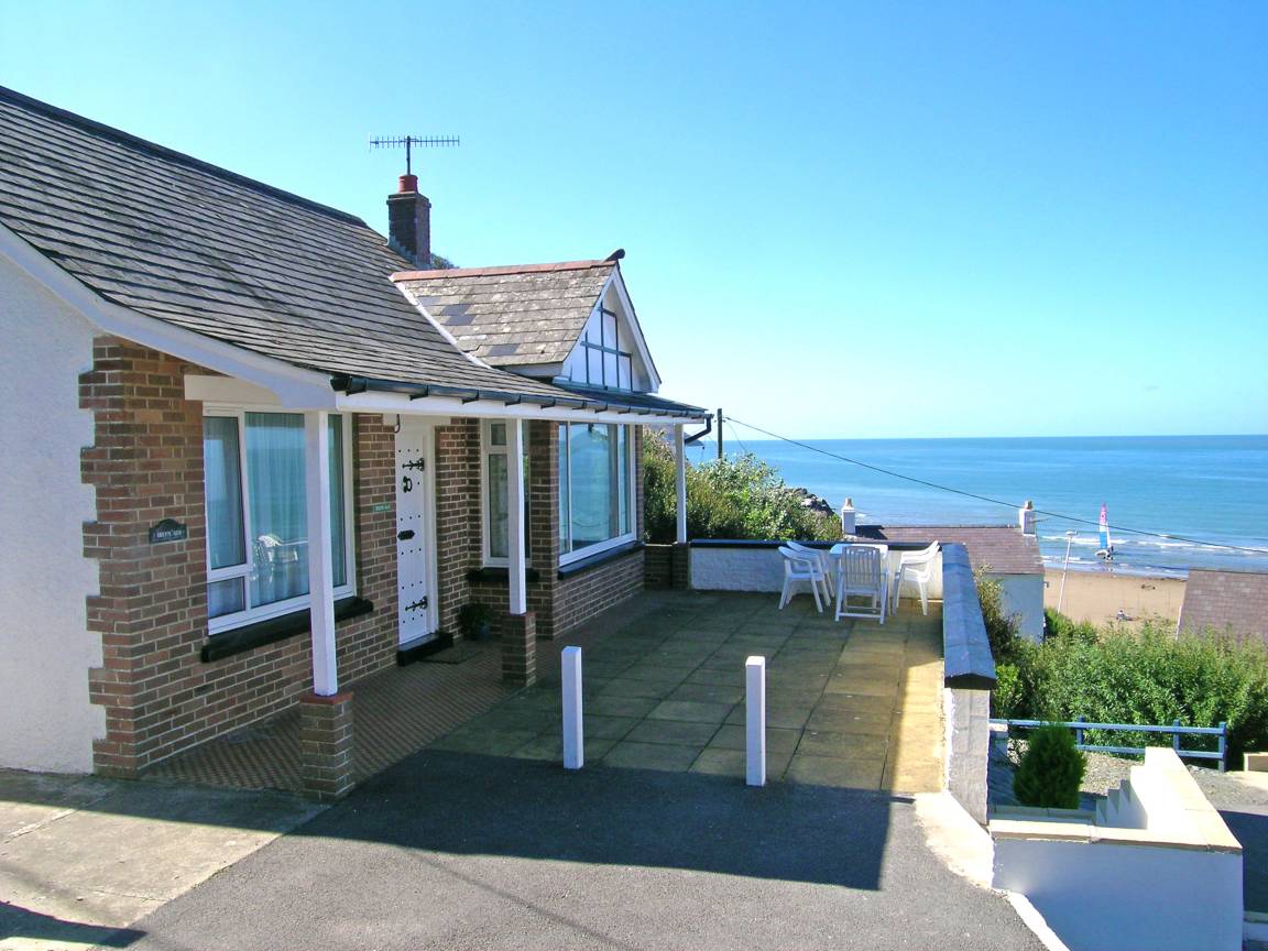 Cottage ∙ 3 Bedrooms ∙ 5 Guests - Aberporth