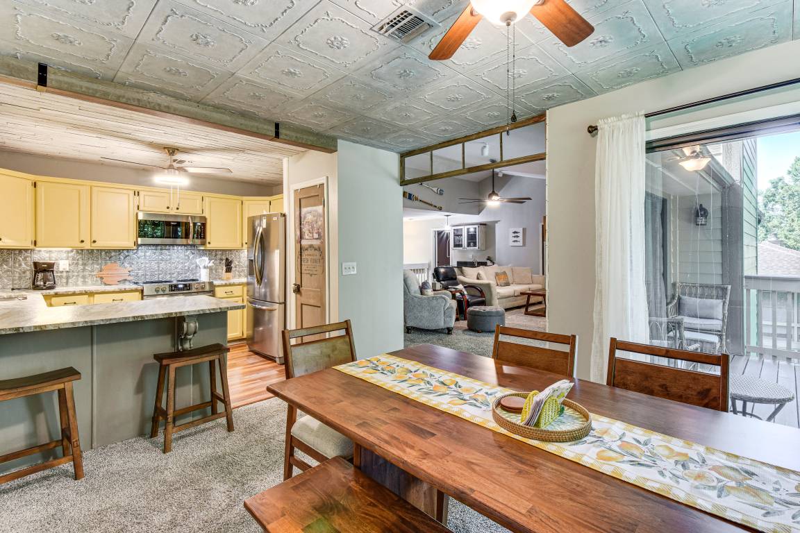 162 M² Apartment ∙ 2 Bedrooms ∙ 6 Guests - Lake Keowee, SC