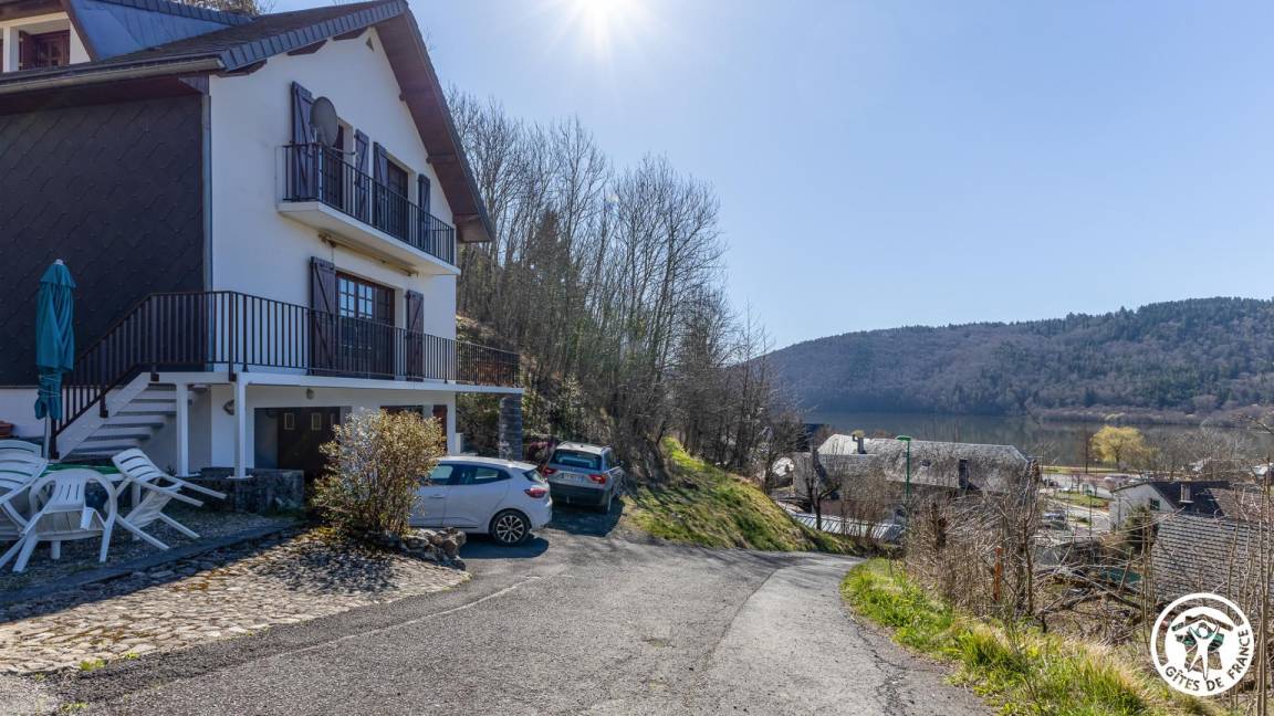 90 M² Gîte ∙ 3 Chambres ∙ 6 Personnes - Saint-Nectaire
