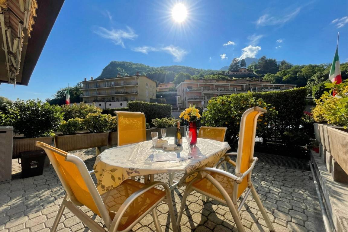 75 M² Appartement ∙ 2 Chambres ∙ 4 Personnes - Menaggio