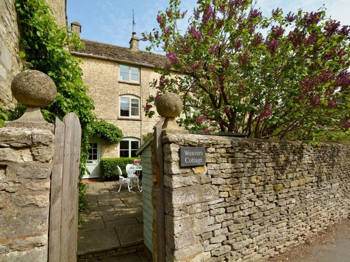 Cottage ∙ 2 Bedrooms ∙ 4 Guests - Tetbury