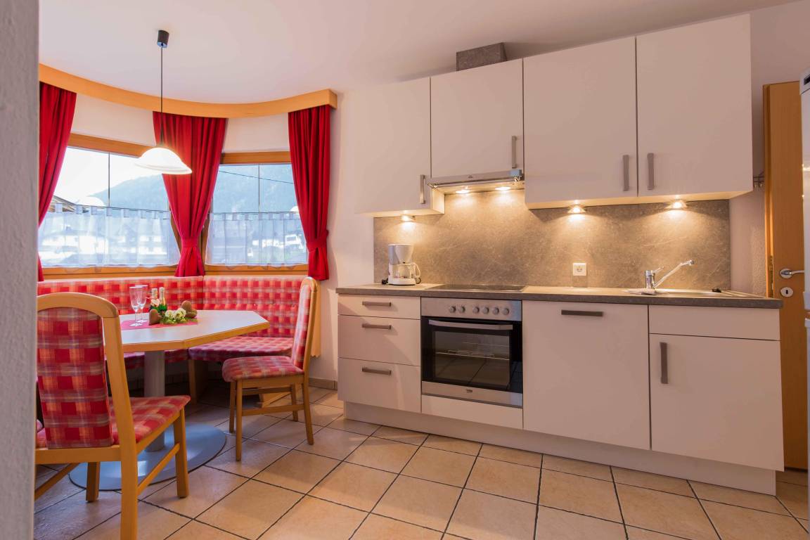 70 M² Apartment ∙ 2 Bedrooms ∙ 6 Guests - Neustift im Stubaital