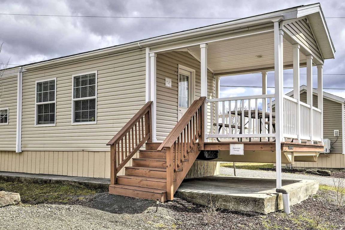 House ∙ 8 Bedrooms ∙ 26 Guests - Pennsylvania